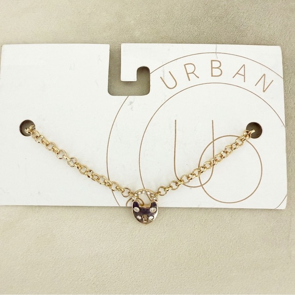 Urban Outfitters | Jewelry | Nwt Urban Outfitters Gold Padlock Chain ...